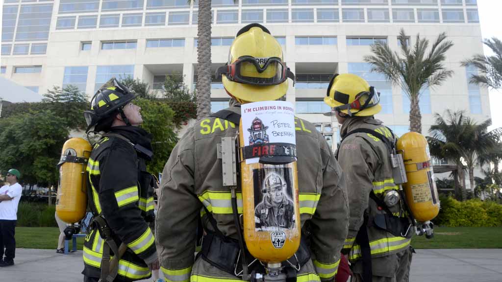 911 Climbers Endure Hot, Humid Flights in Memorial to Twin Towers Fallen