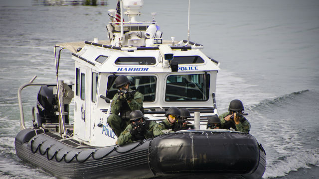 Harbor Police Will Train Security Personnel at Foreign Ports - Times of ...