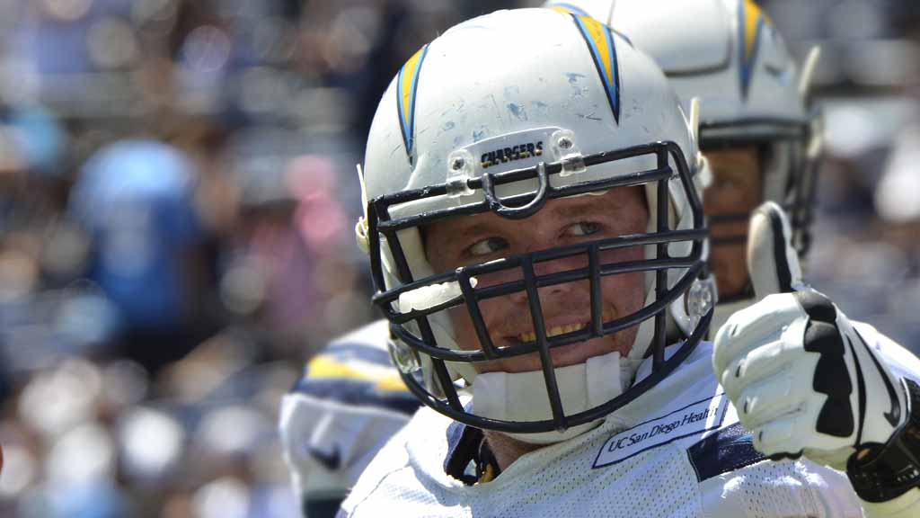 'Save Our Bolts' Echoes at (Final?) Chargers FanFest