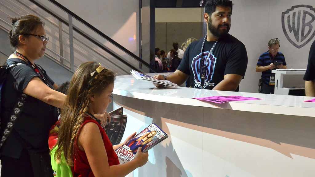 Queue the Lines: Comic-Con Returns With Shoppers, Trolley App