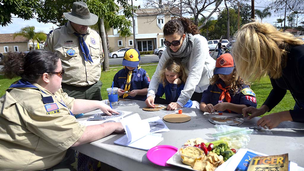 Meet the First Girls in San Diego Cub Scouts: 'It's Just Awesome ...