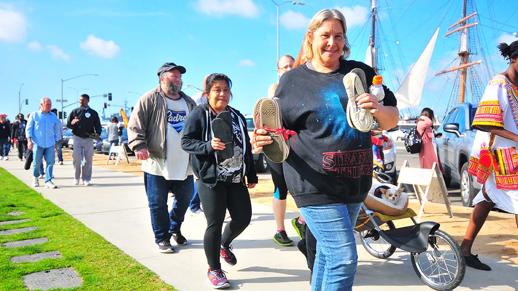 Plays Give Homeless People a Voice, Aim to Show 'Humanity' of Those ...