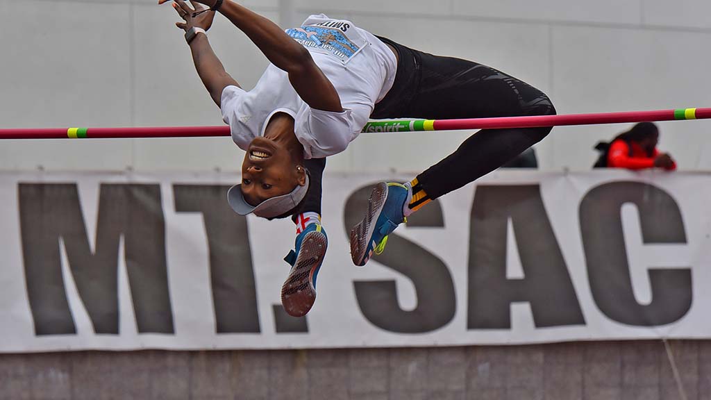 San Diego-Born Michael Norman Blasts 400 Meters in 43.45 — Top 5 Time ...