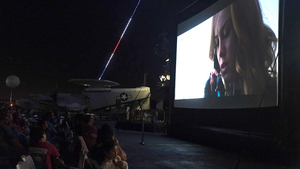 First Female Fighter Pilot Thrills 'Captain Marvel' Fans at USS Midway ...