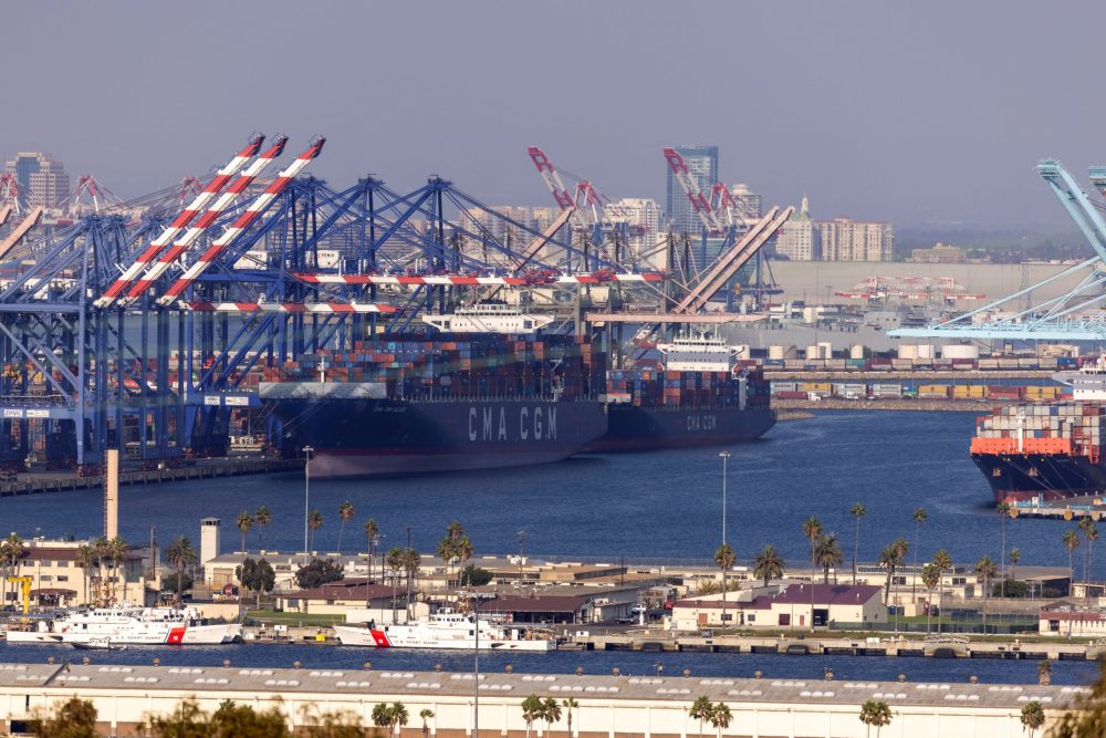Longshoremen Reach Deal With West Coast Ports to Avoid Damaging Strike