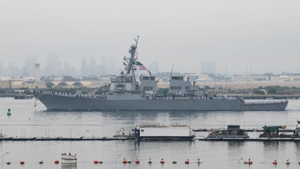 Guided-Missile Destroyer USS Fitzgerald Returns to San Diego After 7 ...