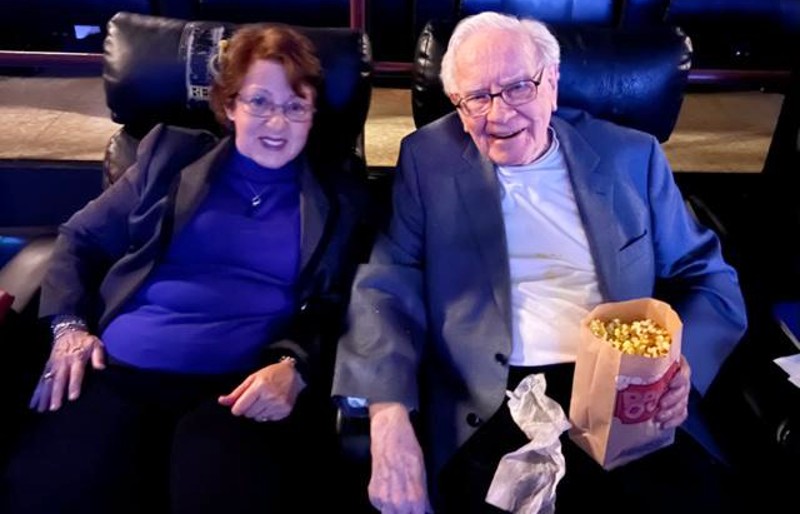 Warren Buffett, Water and Israel: The Story Behind SD Couple’s Historic ...