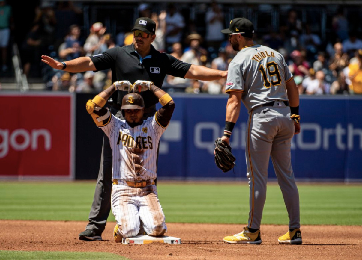 Padres Strike Early, Sweep Reeling Pirates, Losers of 10 in Row - Times ...