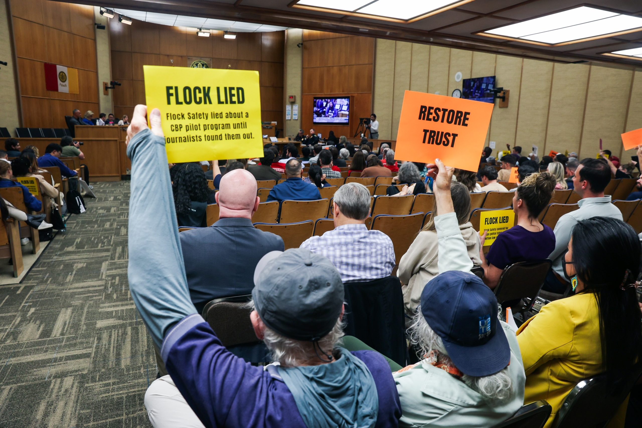 Privacy activists call on California to remove covert license plate readers