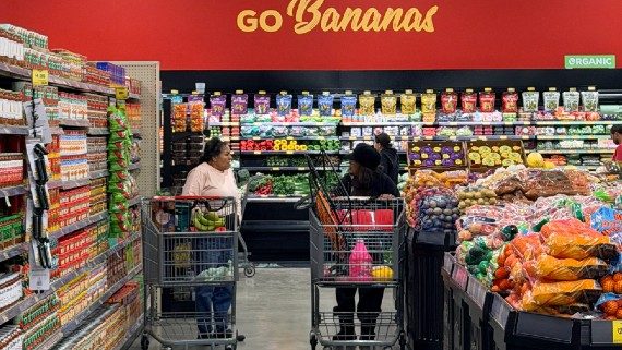 Grocery Outlet comes to PB, with grand opening giveaways, including ...